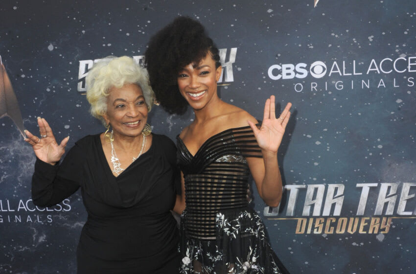 Sonequa Martin-Green honors Nichelle Nichols and supports STEM