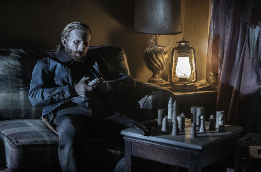 Fear the Walking Dead – Dwight and Sherry return to the Sanctuary