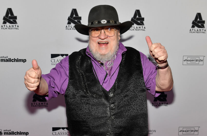 George R.R. Martin memes about taking forever to finish writing The ...