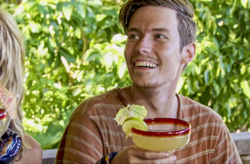 Survivor Ghost Island: Should Donathan Hurley return?